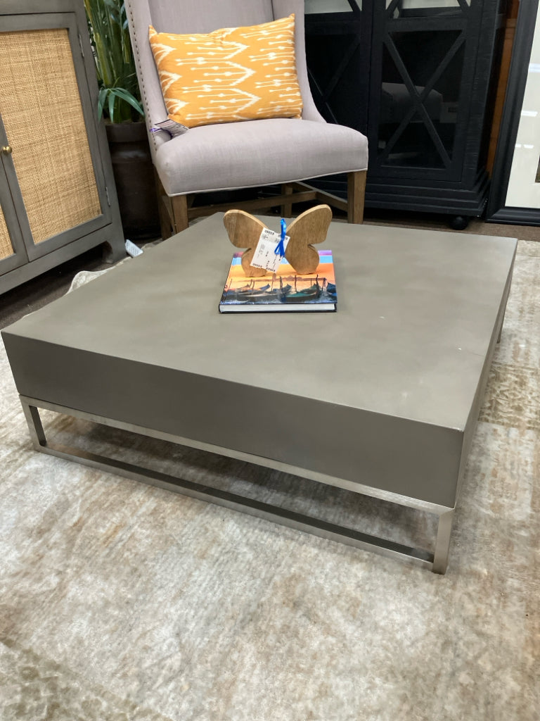 Model Home Coffee Table – Furniture Buy Consignment