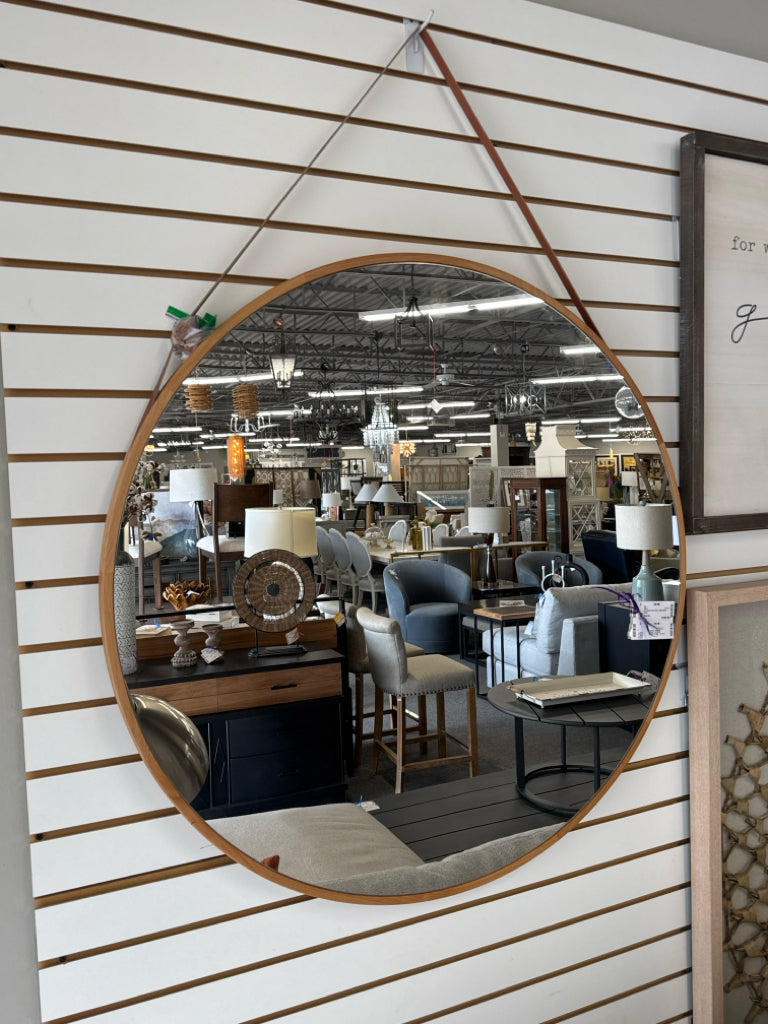 West Elm Mirror – Furniture Buy Consignment